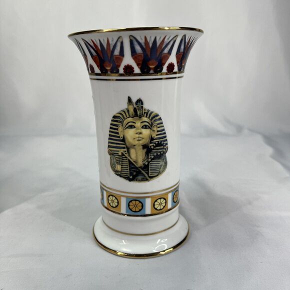 Sheeni | Accents | Sheeni Egyptian Fine Porcelain Gold Trim Vase ...